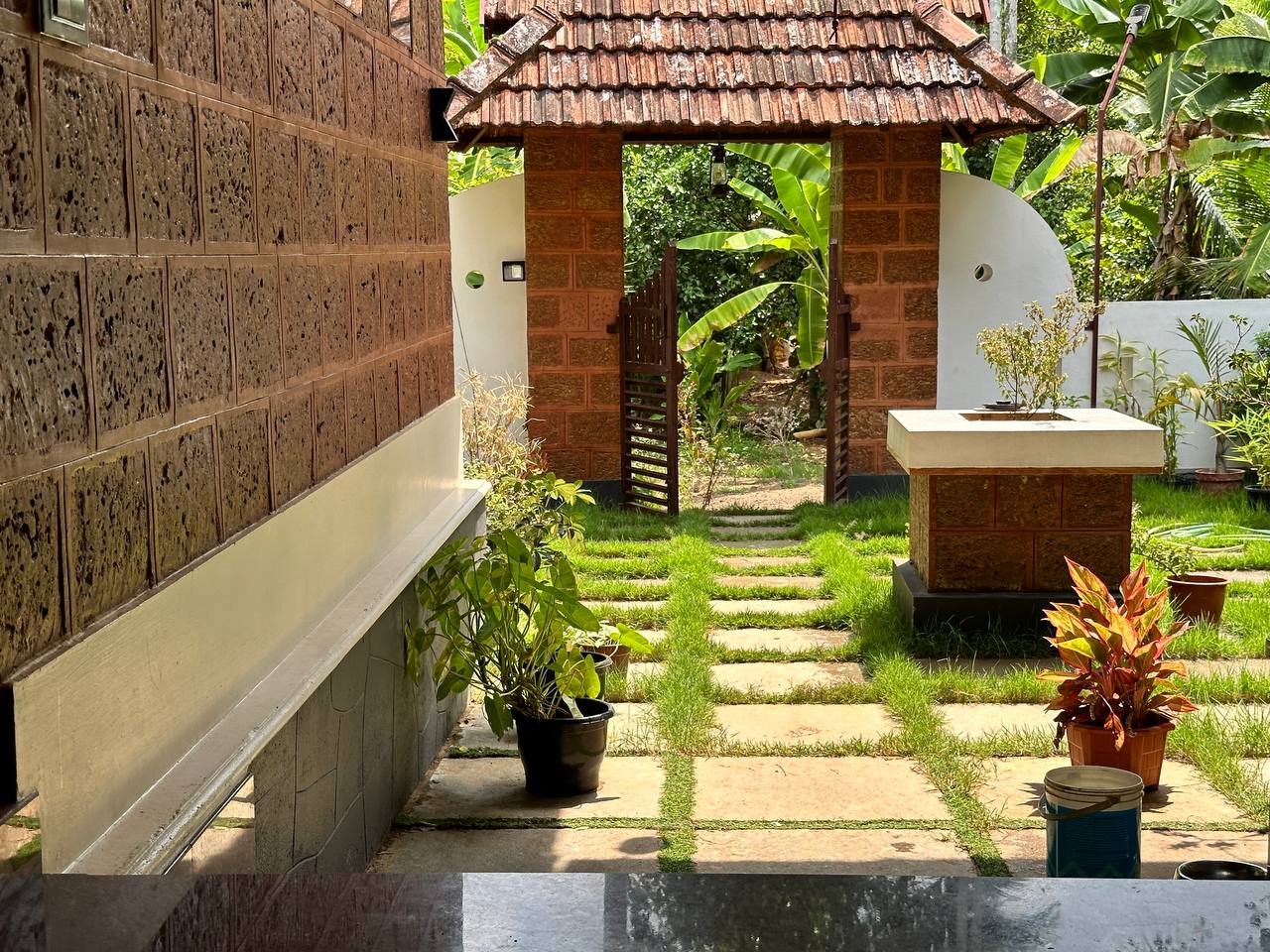 Exploring Dinesh and SreeKala’s 4-Bedroom Kerala House - Home Pictures